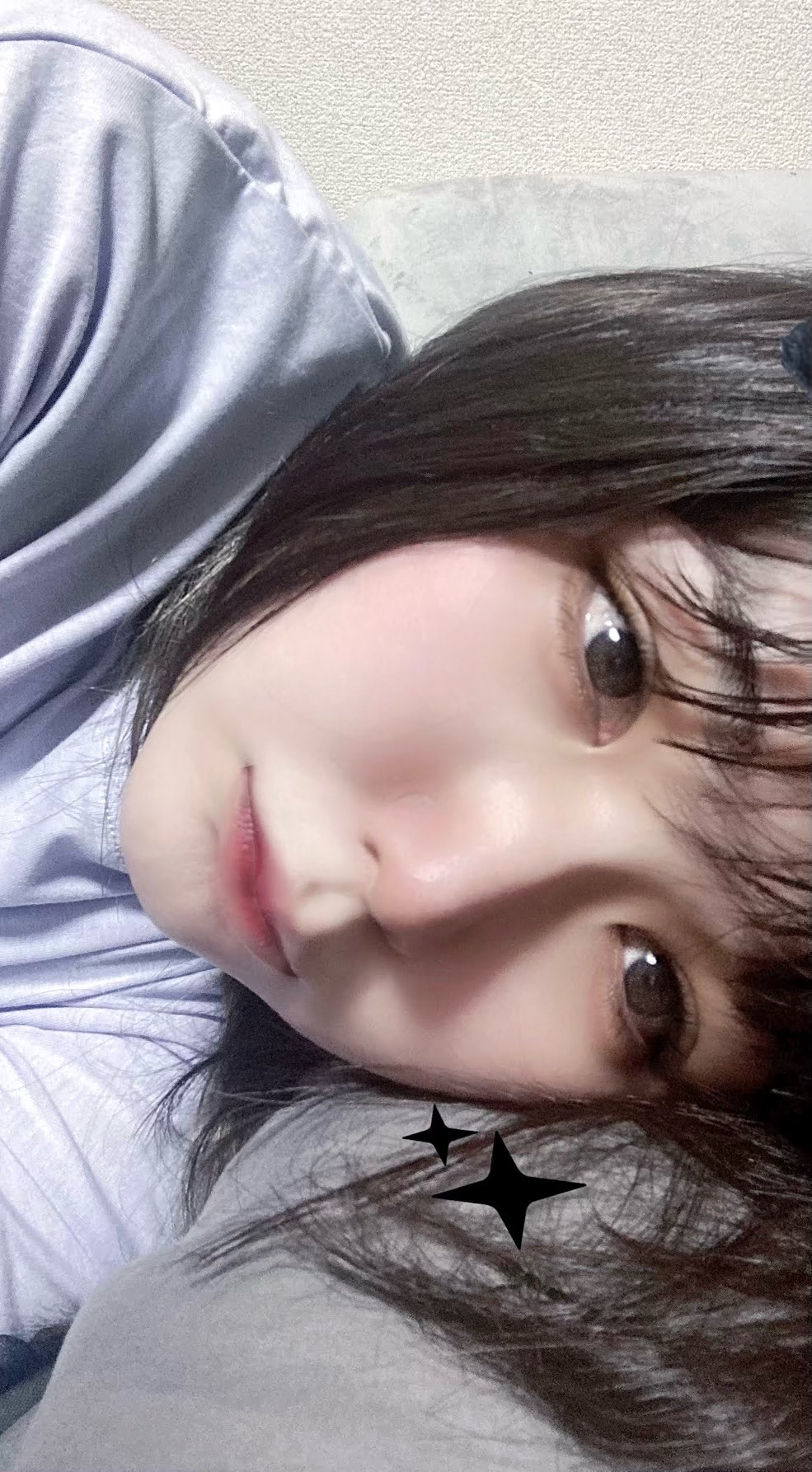 Omochi | 好きでつながるバーチャルワールドYay!（イェイ）