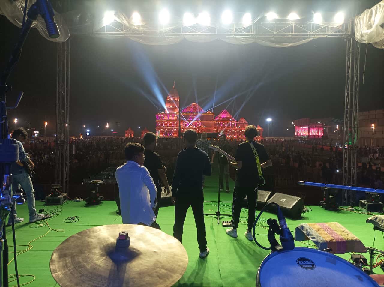 orfi | 好きでつながるバーチャルワールドYay!（イェイ）